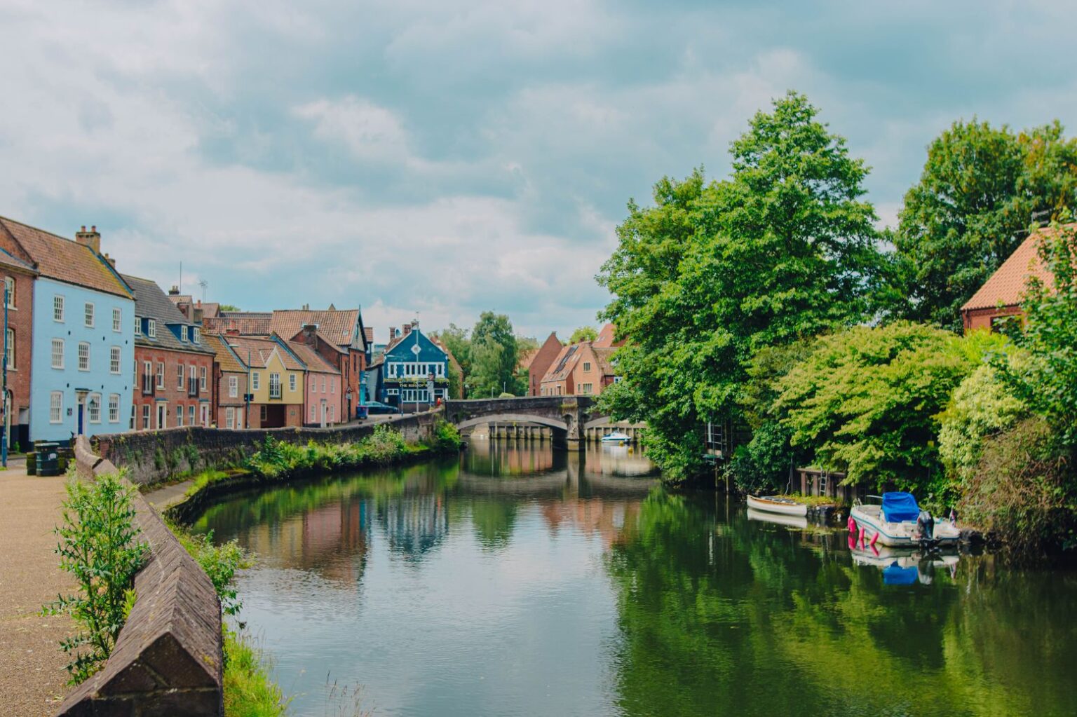 Norwich 一日遊 】英國諾里奇交通、景點、美食、旅遊攻略 Wanderlust Annie