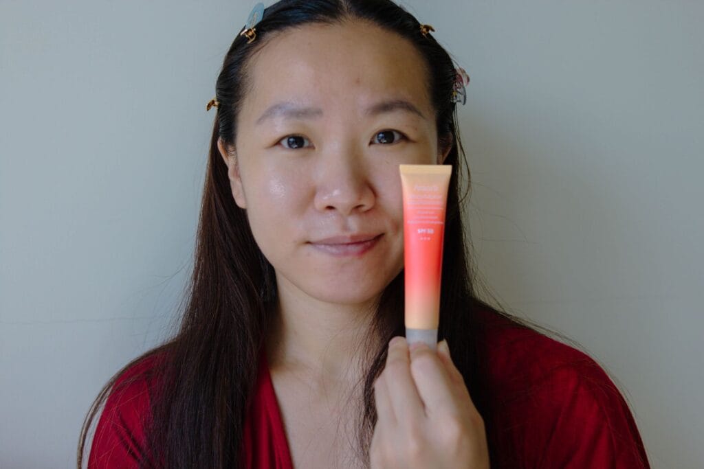 【美妝保養】敏弱肌純淨底妝： Aroce'b 艾珞皙 物理防曬與粉底液不脫妝實測 Wanderlust Annie